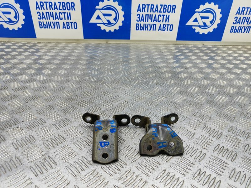 Б/У Петля двери передней правой Hyundai Solaris 1 / Хендай Солярис 1 1.6 G4FC 123 Л.С. седан 2016