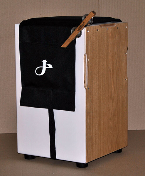 CCJ-B1 Накидка на кахон, Мозеръ