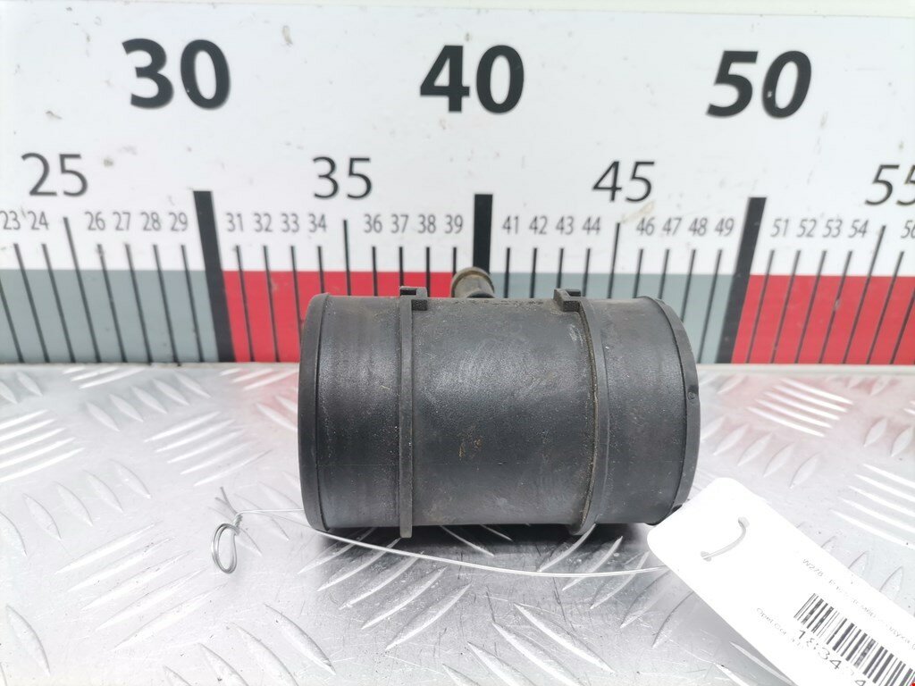 Расходомер воздуха (ДМРВ) Opel Corsa D 13307079 арт. 1834240