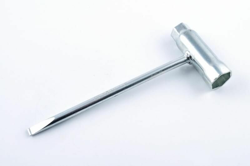 Ключ свечной комбинированый двухсторонний для бензопилы PARTNER, STIHL, бензокосы / триммера