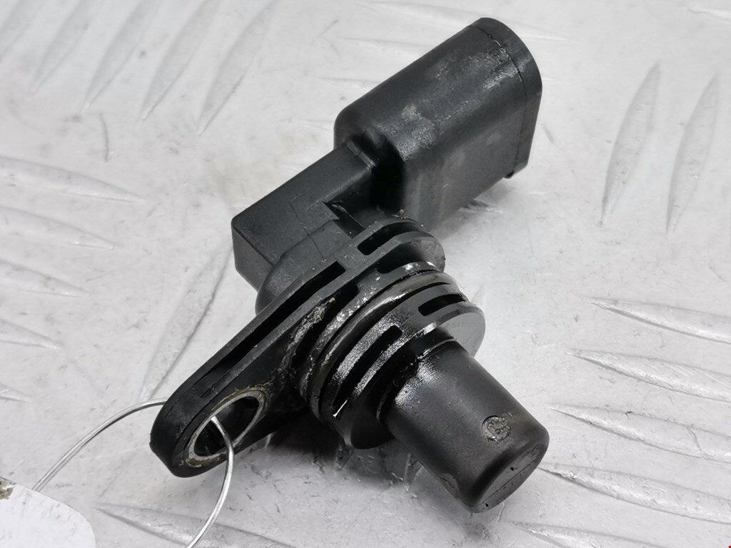 Датчик распредвала Skoda Fabia 1 036907601E арт. 1727889