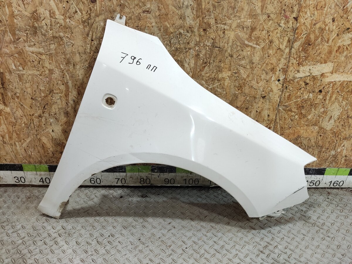 Крыло переднее правое SKODA Fabia 2007 2015 5J0821162