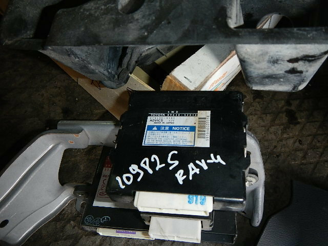 Б/У Блок электронный, Toyota (Тойота)-RAV4 (06-13) TOYOTA RAV4 (06-13) Управление полным приводом целый 109825 TOYOTA арт...