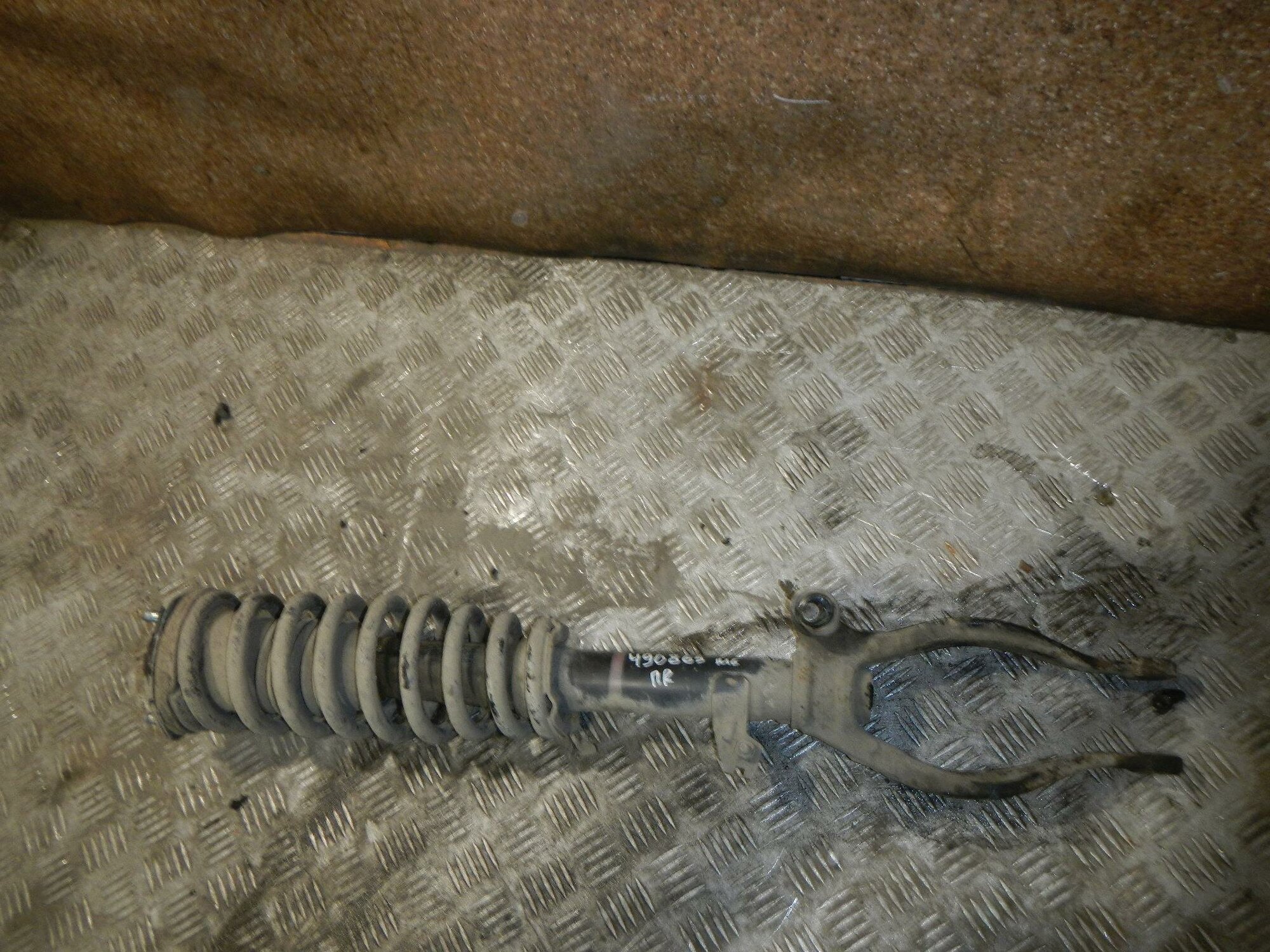 Б/У Амортизатор передний правый, Mazda (Мазда)-6 (GH) (07-) MAZDA 6 (GH) (07-) в сборе Без повреждений. 490865 MAZDA арт....