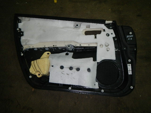 Б/У Обшивка двери передней правой, Mazda (Мазда)-6 (GH) (07-) MAZDA 6 (GH) (07-) отверстие 182566 MAZDA арт. GS1D4281L