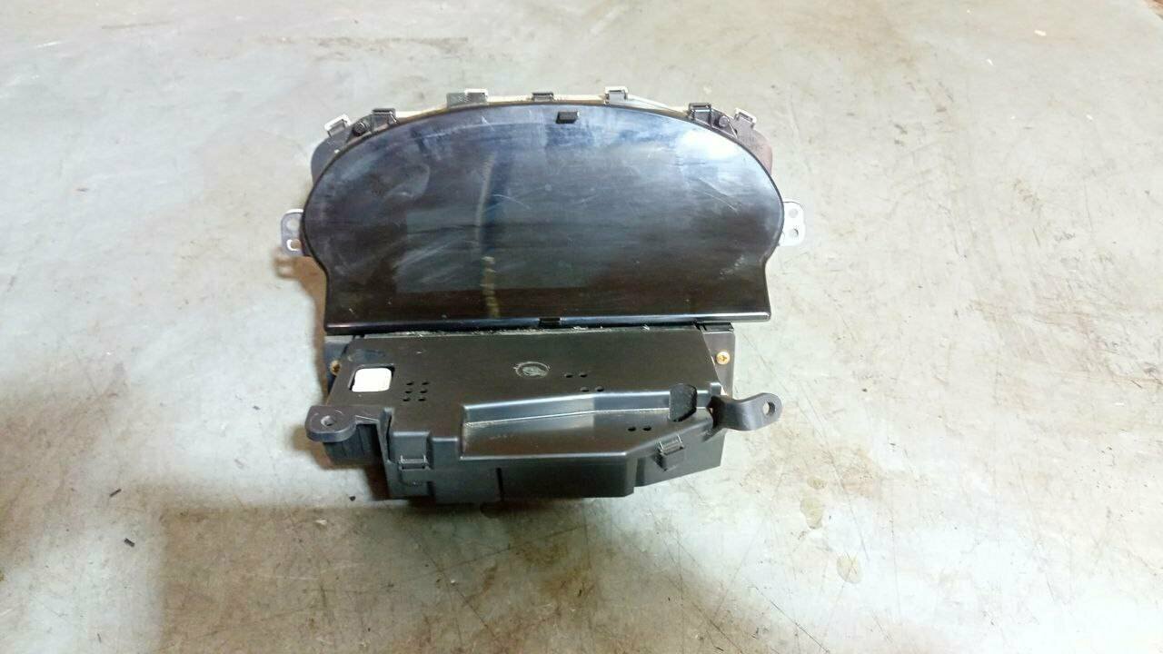 Панель приборов (щиток) Toyota Yaris XP10 2003 8380052120