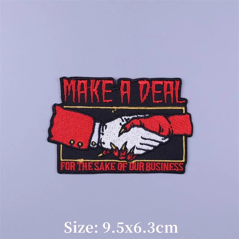 Термоклейкие нашивки Prajna рок/панк Красный, PE7382CT