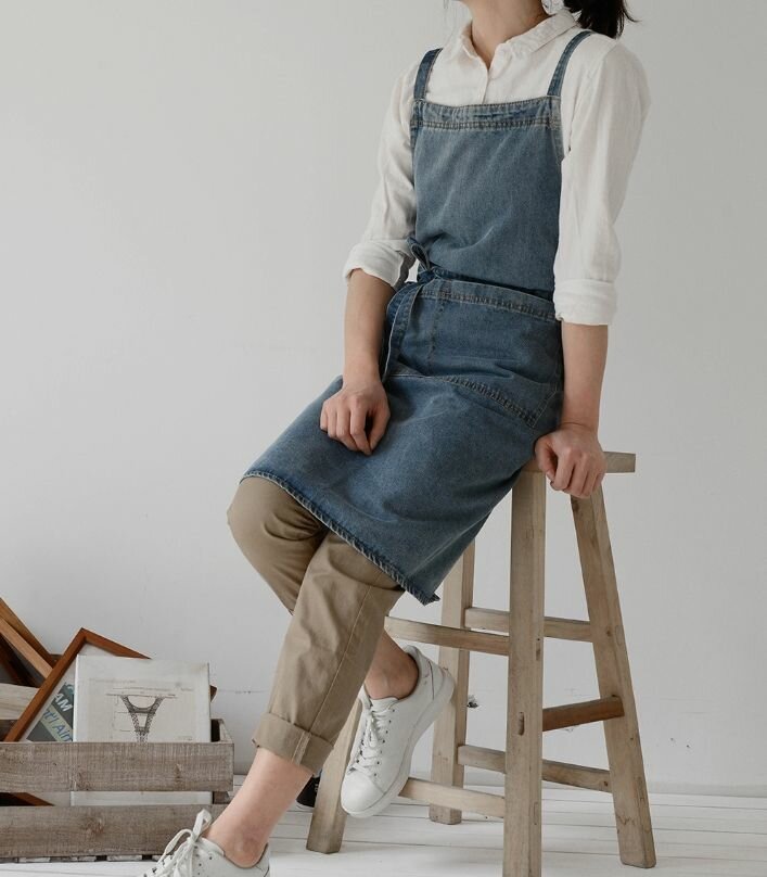 Джинсовый фартук рабочий, усиленная водоотталкивающая пропитка, для мастера, официанта, продавца, кондитера, флориста. Мужской, женский.