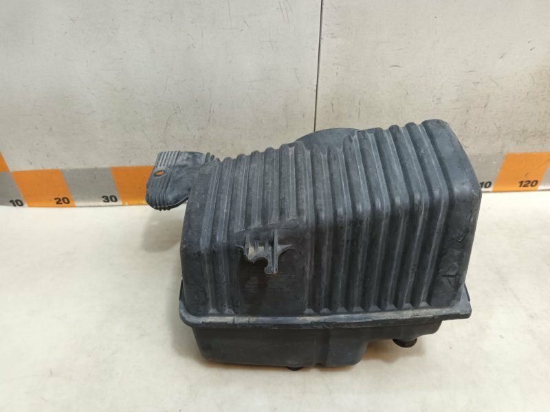 Б/У Корпус воздушного фильтра Газ Волга Сайбер 441767 GAZ арт. 04592000AC