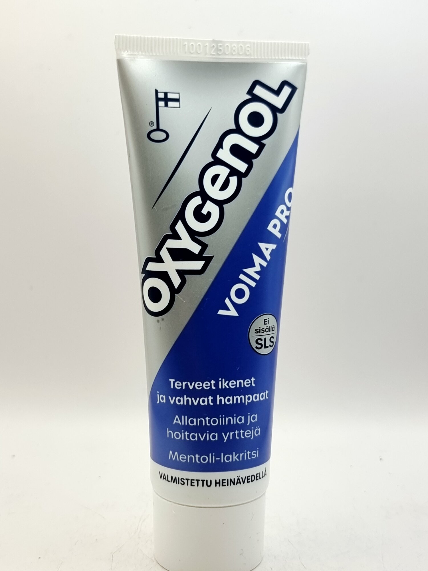 OXYGENOL Зубная паста Voima pro с растительными экстрактами, со вкусом лакрицы и ментола, без SLS, 75 мл (из Финляндии)
