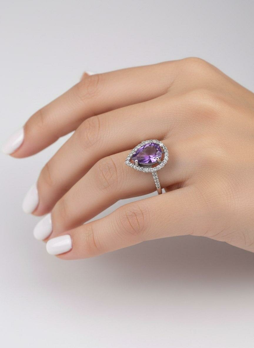 Кольцо тонкое, серебро, 925 проба, родирование, аметист, фианит