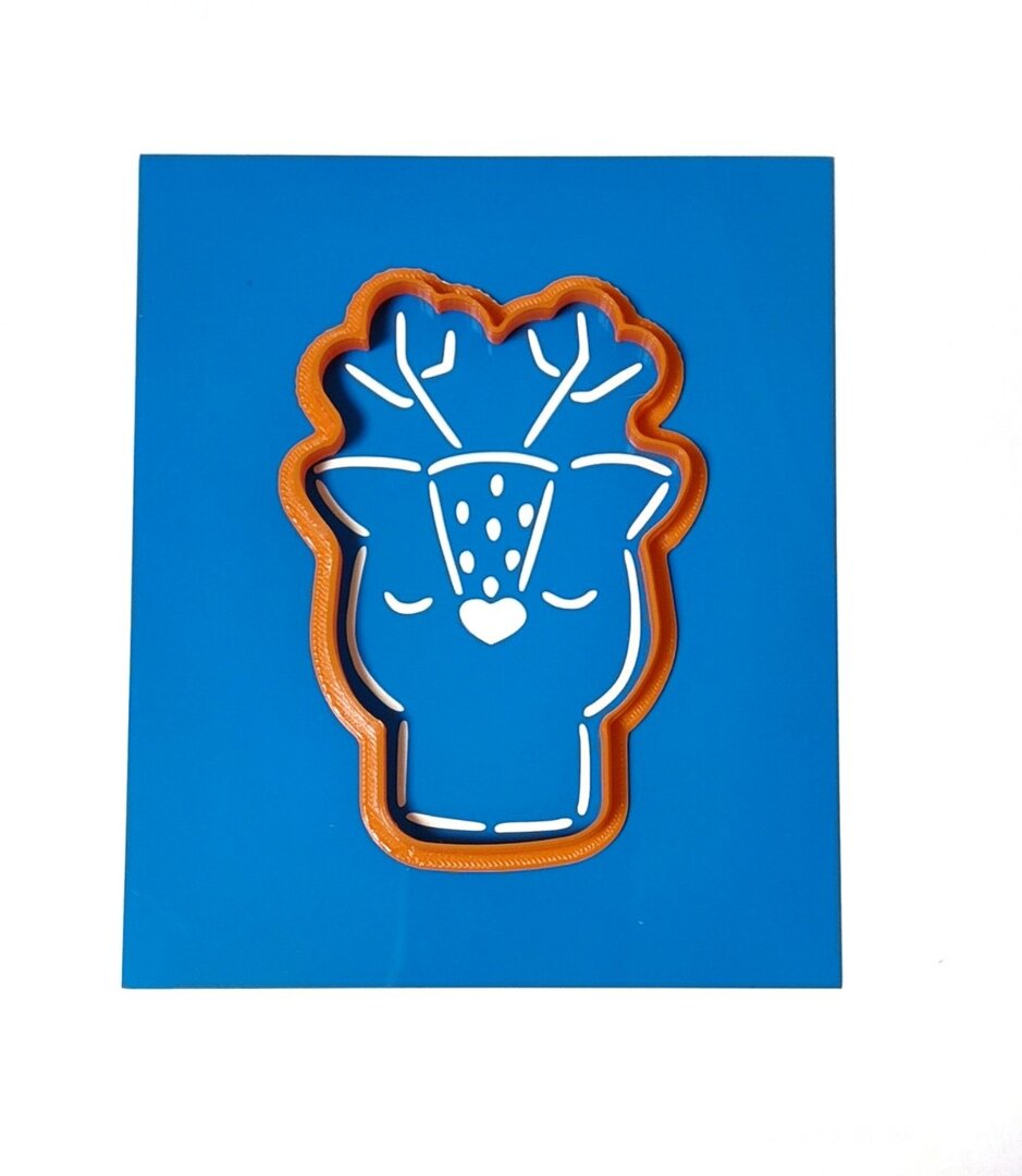 Вырубка с трафаретом для выпечки пряников "Олень" 11 см