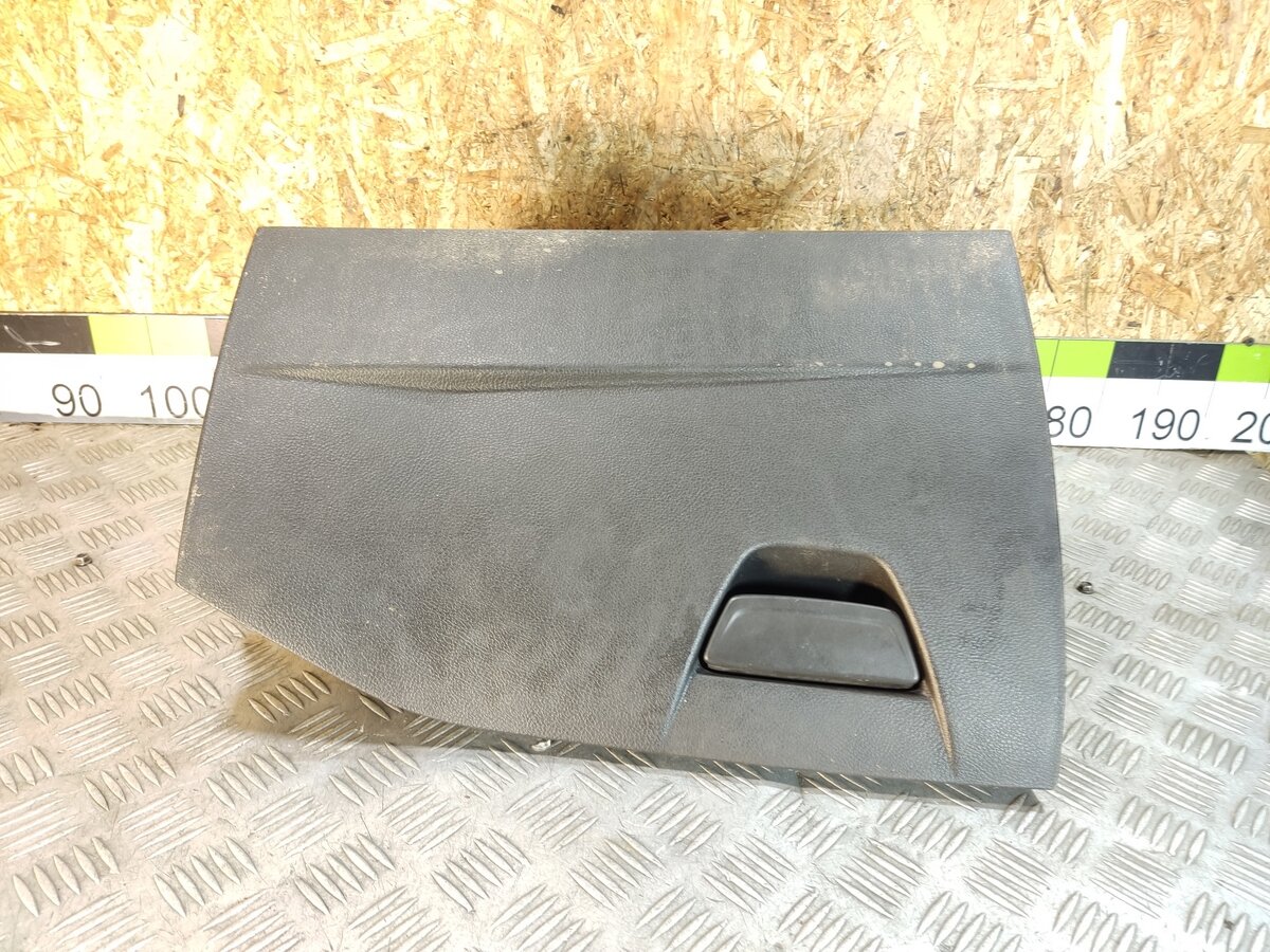 Бардачок FORD Focus 2011-2019 BM51A06044