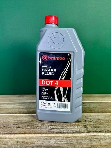 Жидкость тормозная BREMBO DOT-4 (1л)