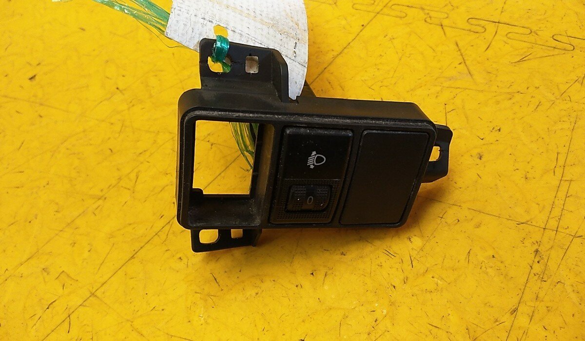 Кнопка корректора фар Hover H6 Great Wall 4121300XKZ16A