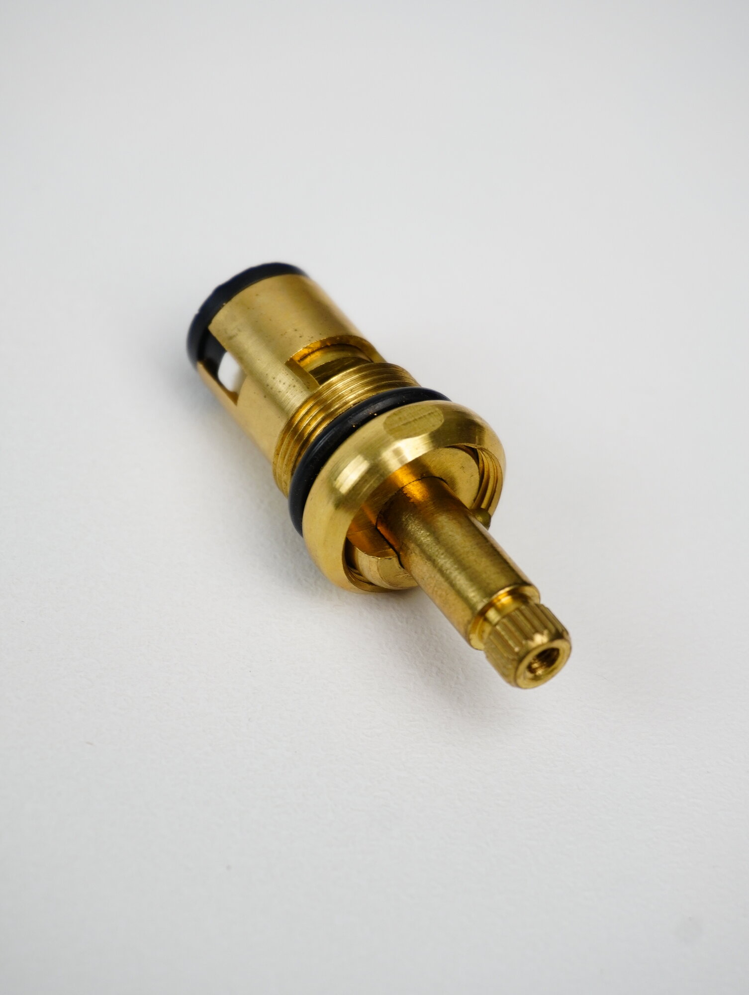 P51-7 Кран-букса металлокерамическая для российских смесителей 1/2 дюйма 20 шлицов на 180