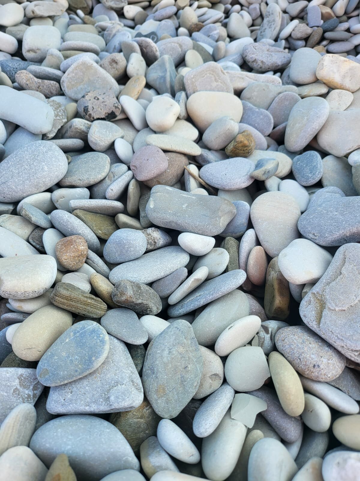 Галька морская, черноморская, натуральный камень, фракция 20-40мм, 1кг