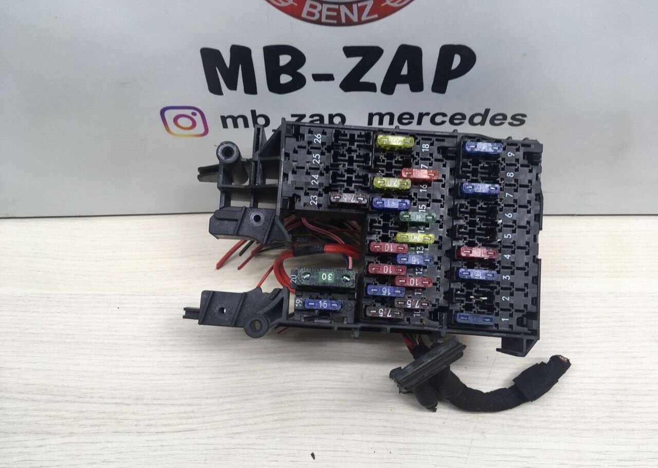 Блок предохранителей Mercedes W210 A2105453340