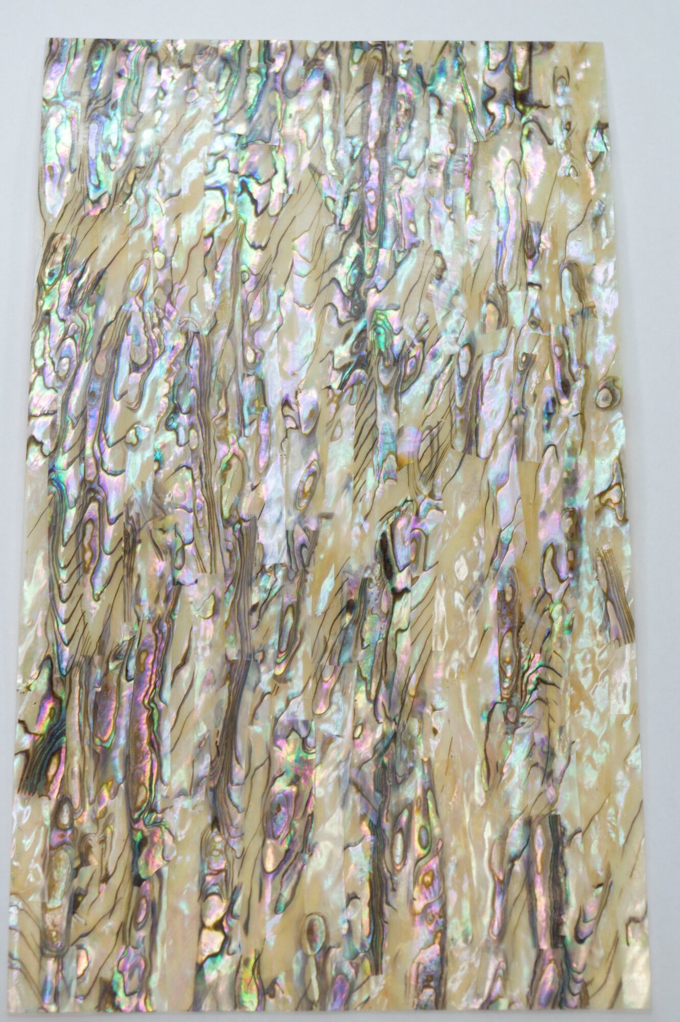 Натуральный перламутр Л026, лист 240*140*0.3 мм