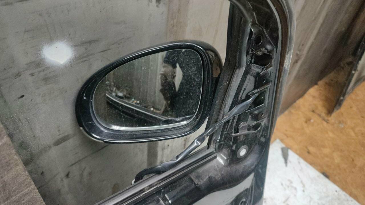 Зеркало наружное левое Volkswagen Golf Plus 2008