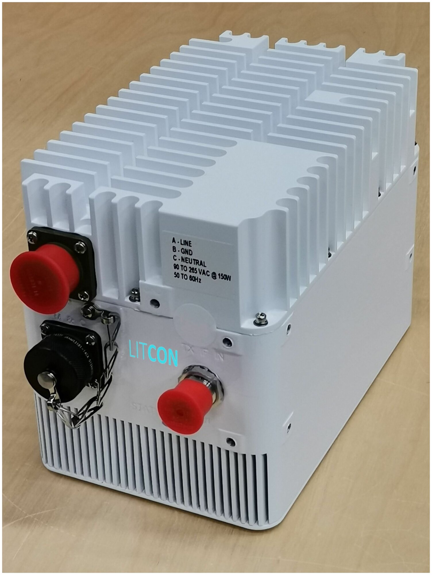 Litcon LC16KBUCA1 Блок преобразователь частоты (BUC) Ku-диапазона 16 Вт