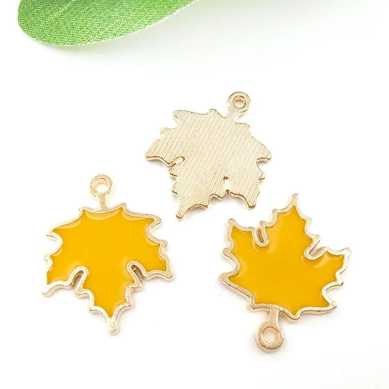Металлические подвески с эмалью в виде желтого кленового листа Yellow