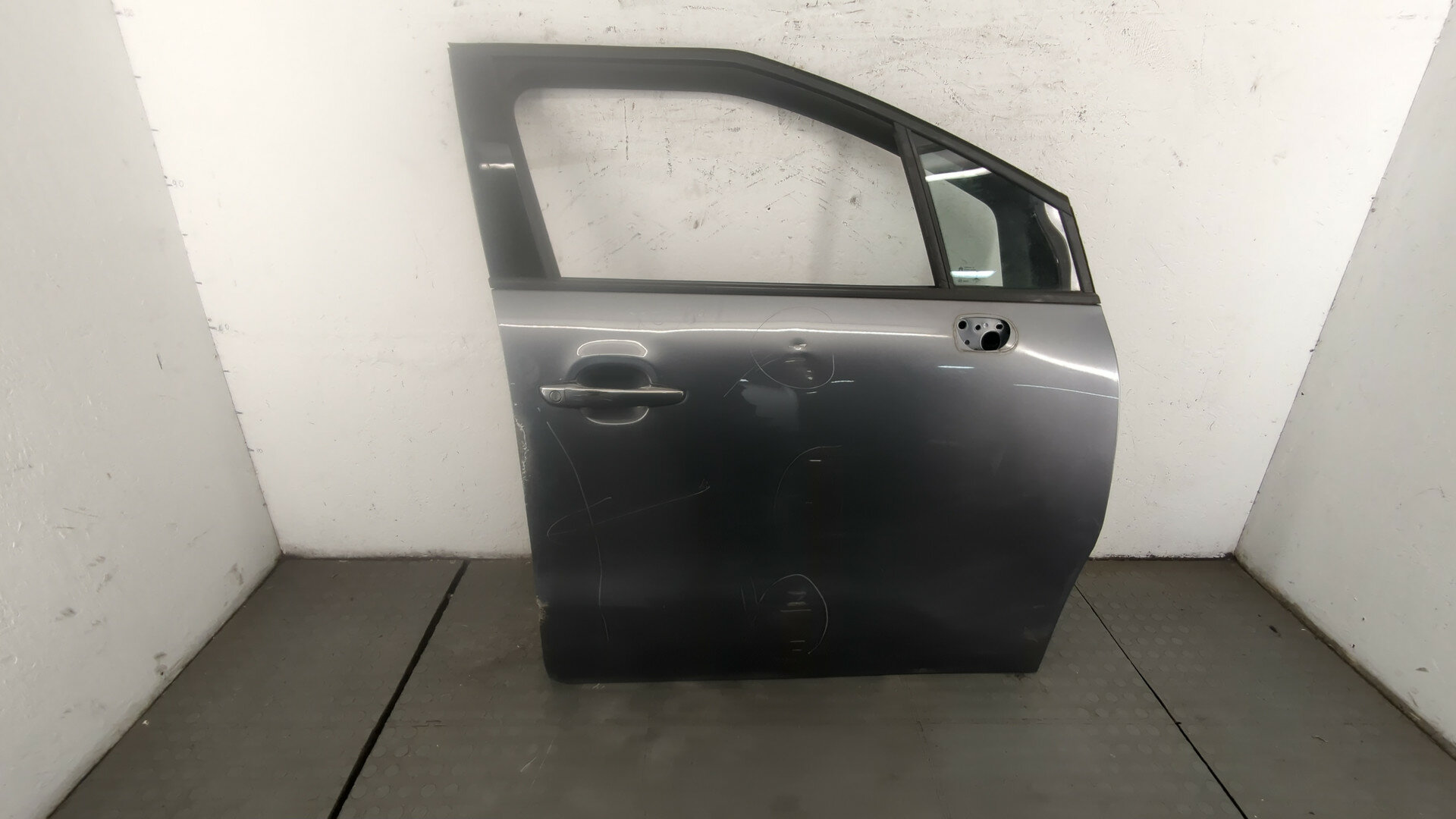 Дверь боковая (легковая) правая передняя Citroen C3 Aircross Б/У