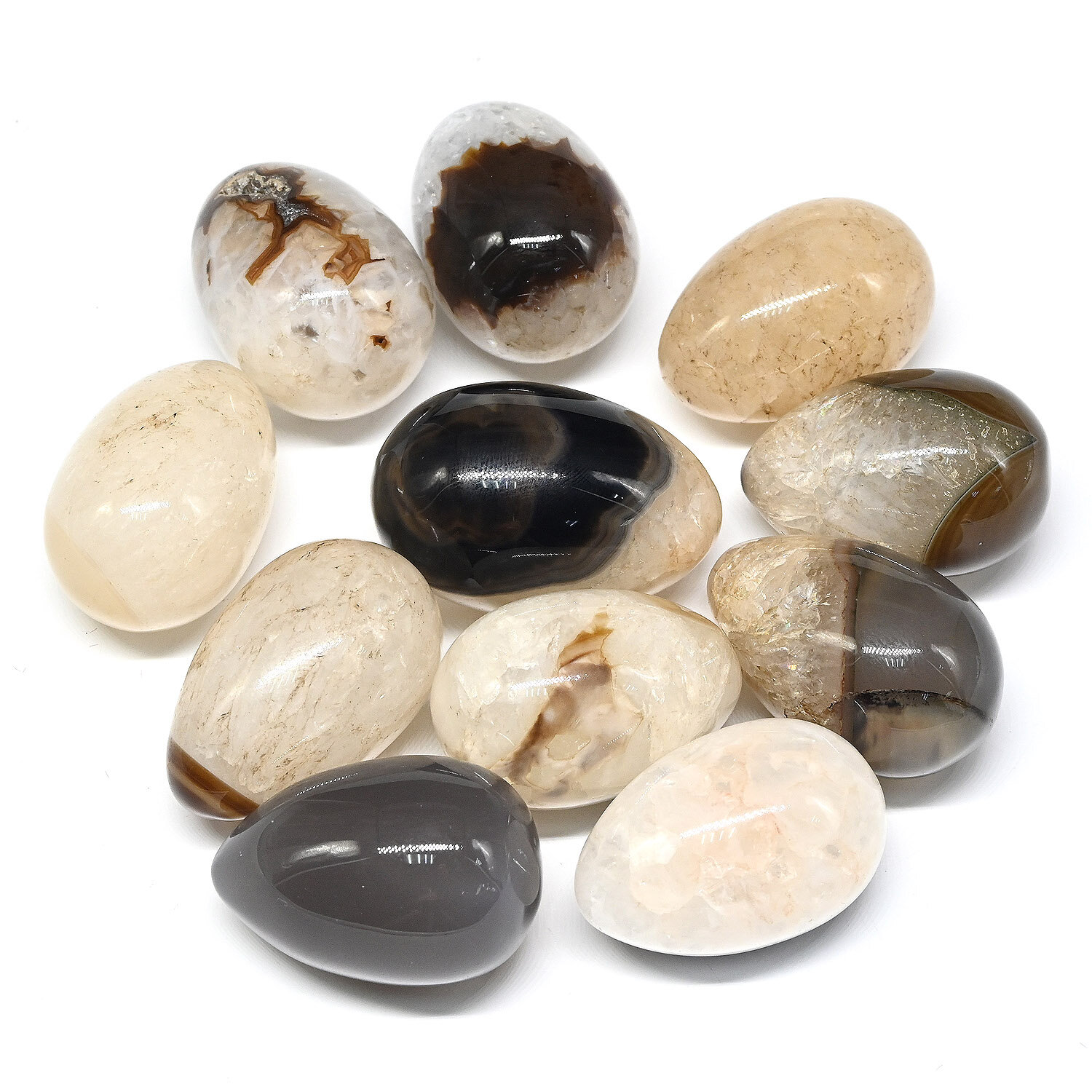 Яйцо из агата 20*30мм, 17г. .