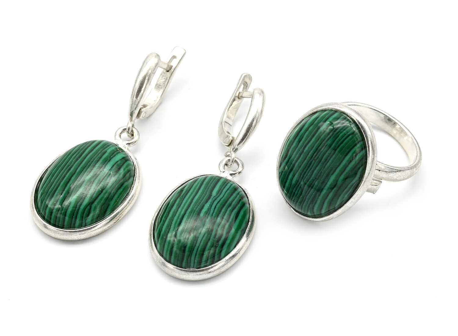 Комплект бижутерии: кольцо, малахит синтетический