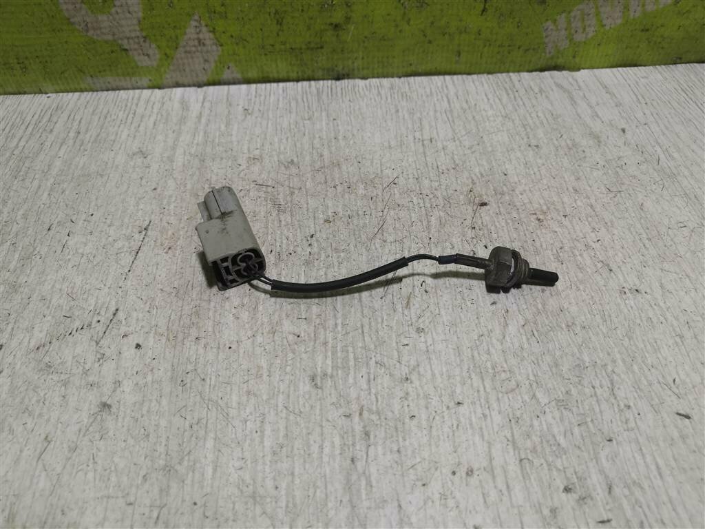 Датчик температуры Nissan Primera P11 96-02