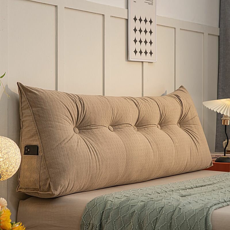 Подушка декоративная Треугольная подушка для кровати