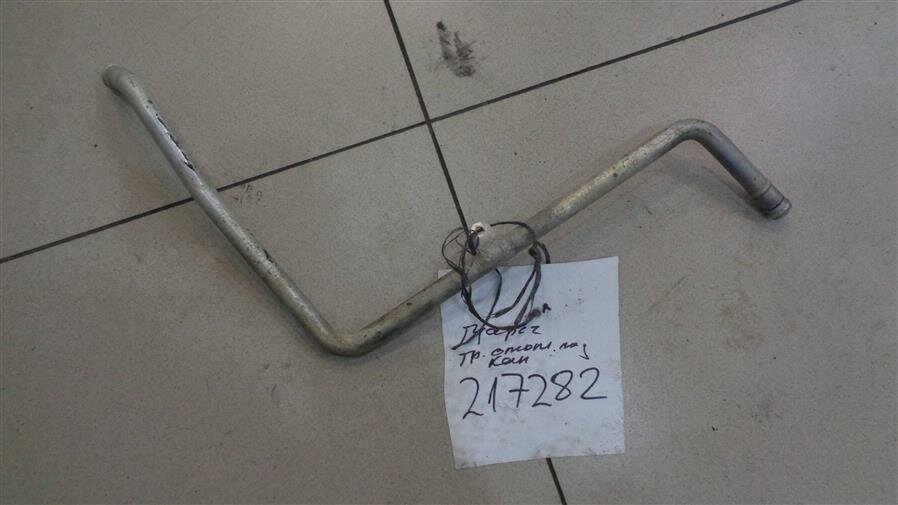 Трубка отопителя от Volkswagen Touareg 2002-2010