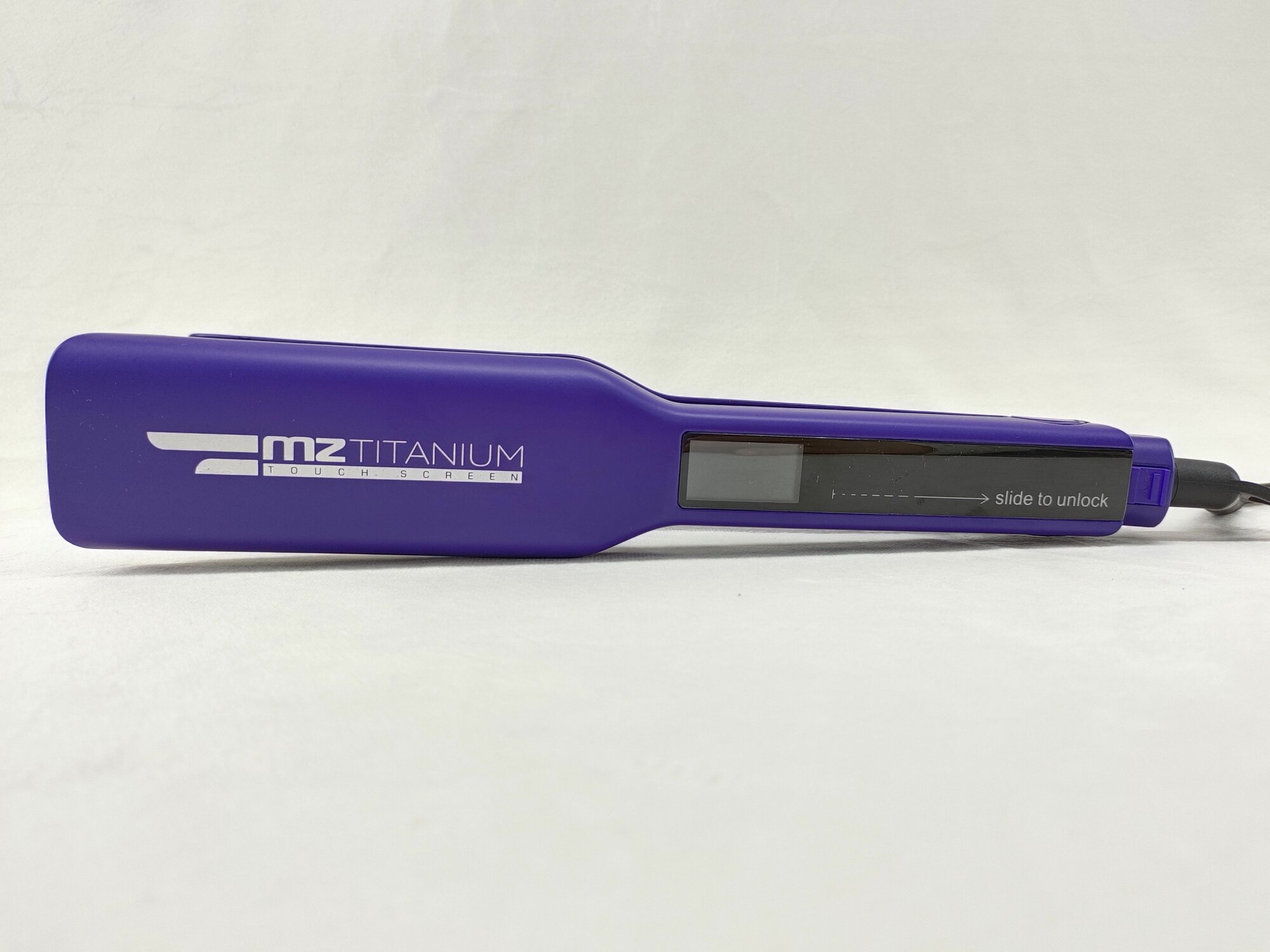 Утюжок MZ Titanium матовый Черничный, широкие пласт, титан, 230С
