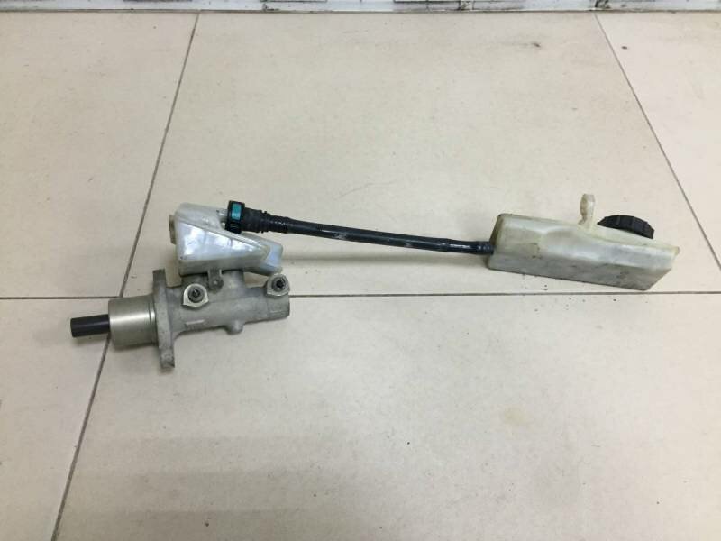 Цилиндр тормозной главный Ford C-MAX 2003-2010