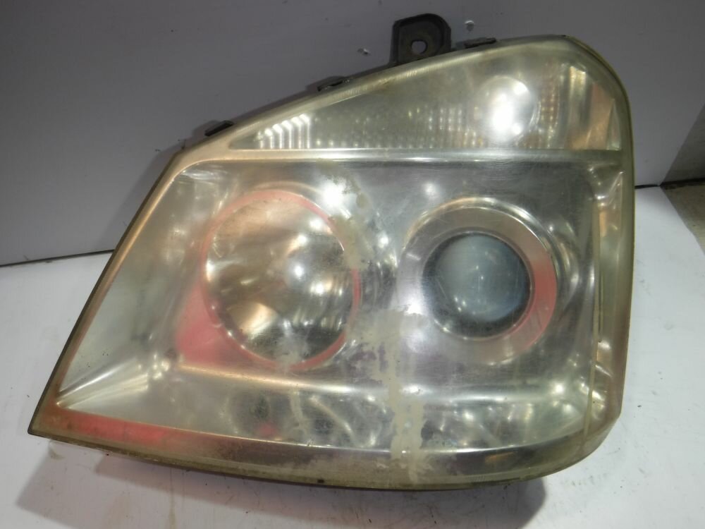 Фара левая Faw 1020 37110152E2