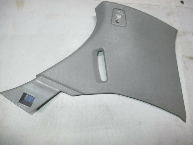 Облицовка стойки задней правая верхняя 13191178 7226216 Опель Астра H Хэтчбек 5-ти дверка