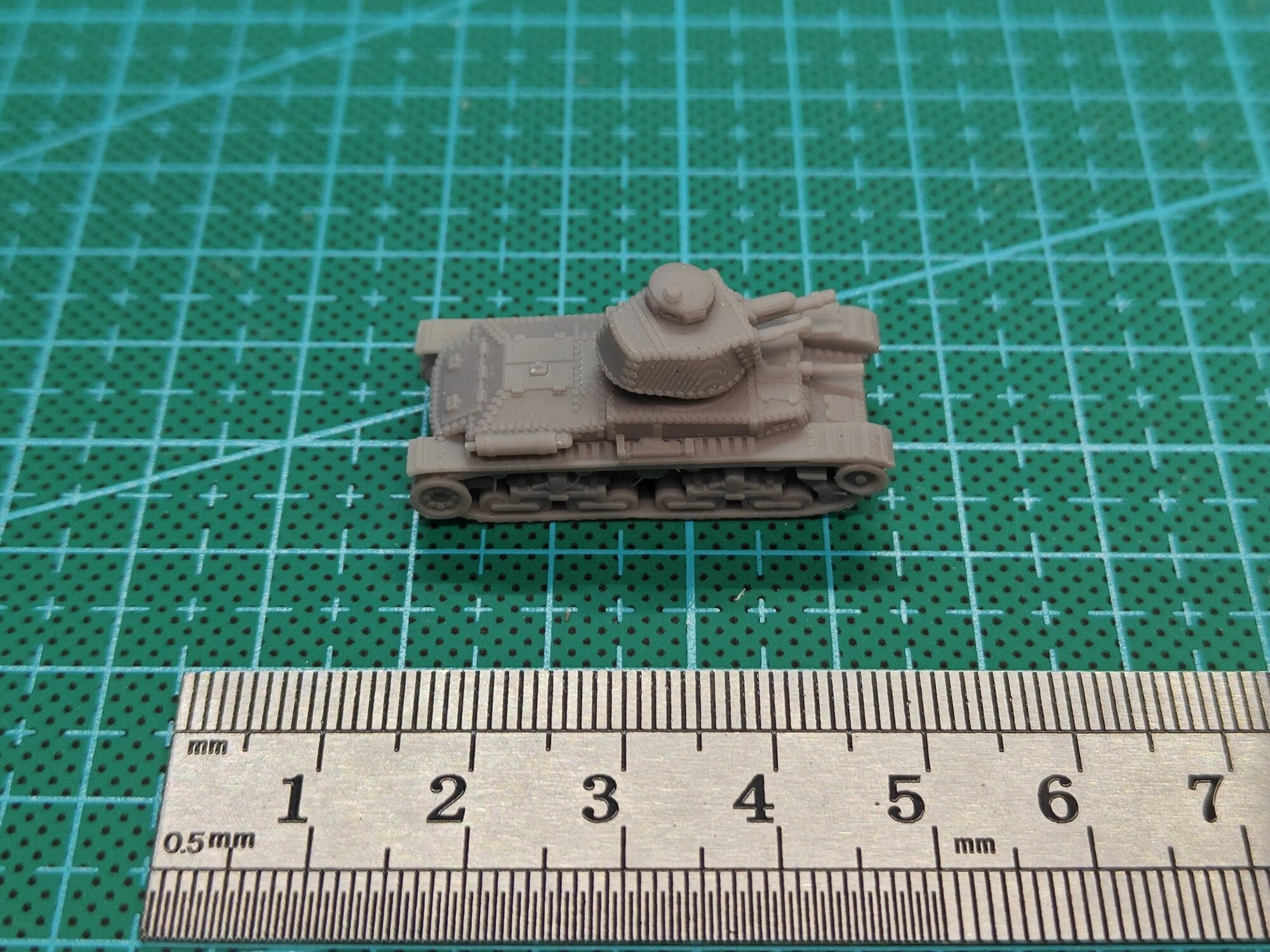 Модель танка Panzer 35(t) Tusk Model 1/144