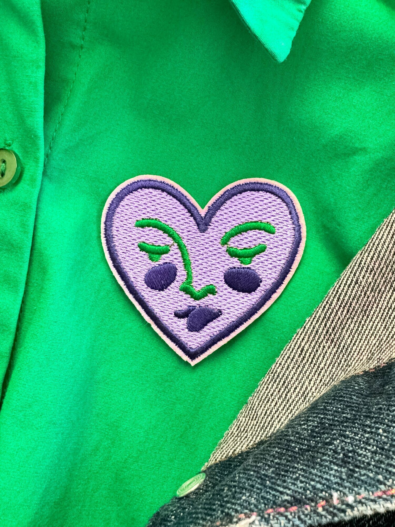 Нашивка Сердце Фиолетовое, 62x56 мм, Термоклеевая заплатка на одежду, Термоаппликация