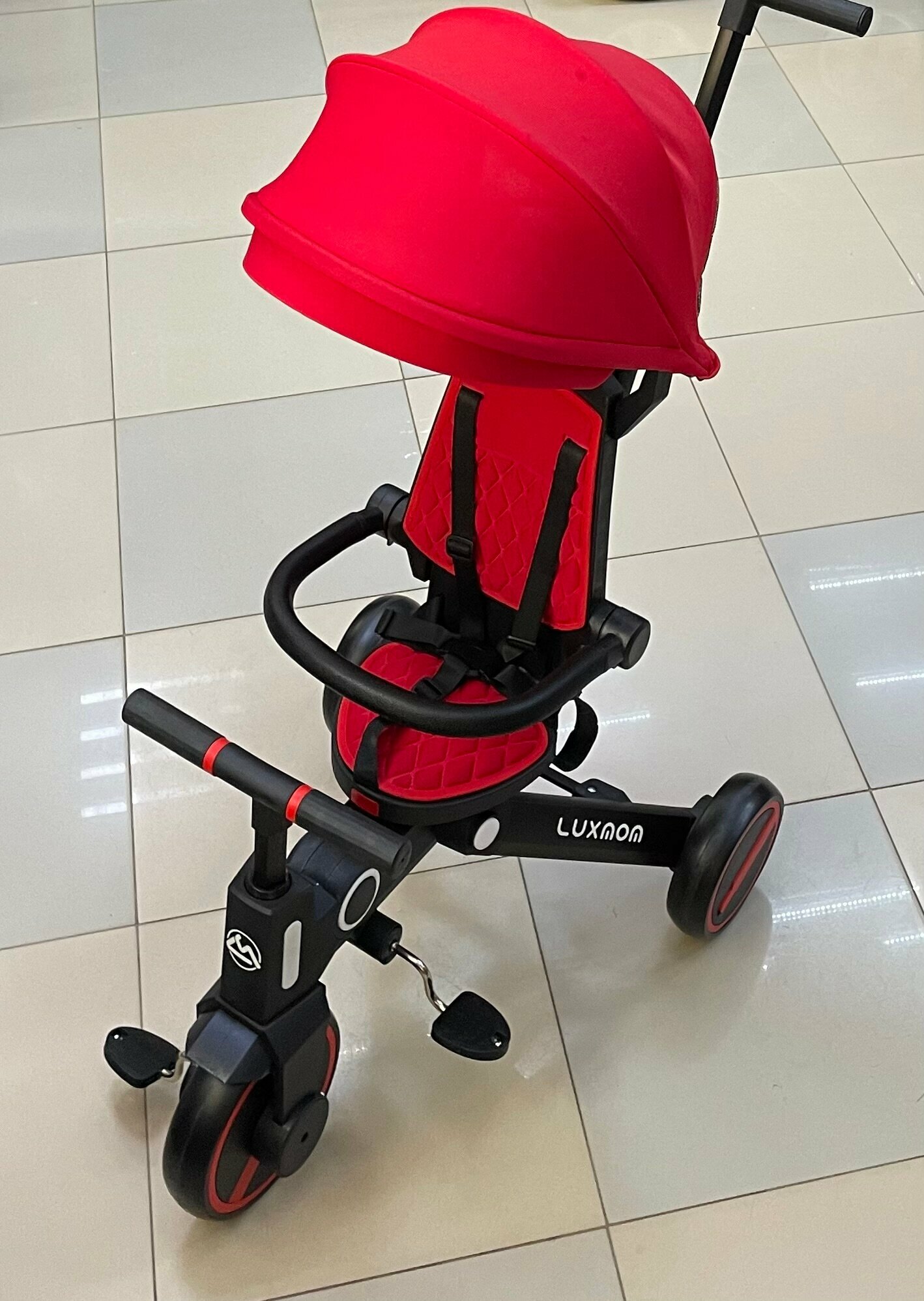 Велосипед складной Трехколесный NEW LUXMOM 368X 7в1 красный, откидное и поворотное сиденье на 360, родительская ручка