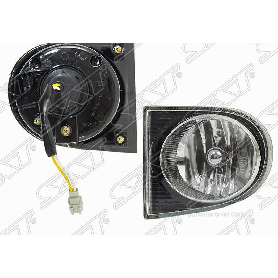 SAT ST2152024L Фара противотуманная (Слева) Nissan Patrol 97-05 / Safari 02-04