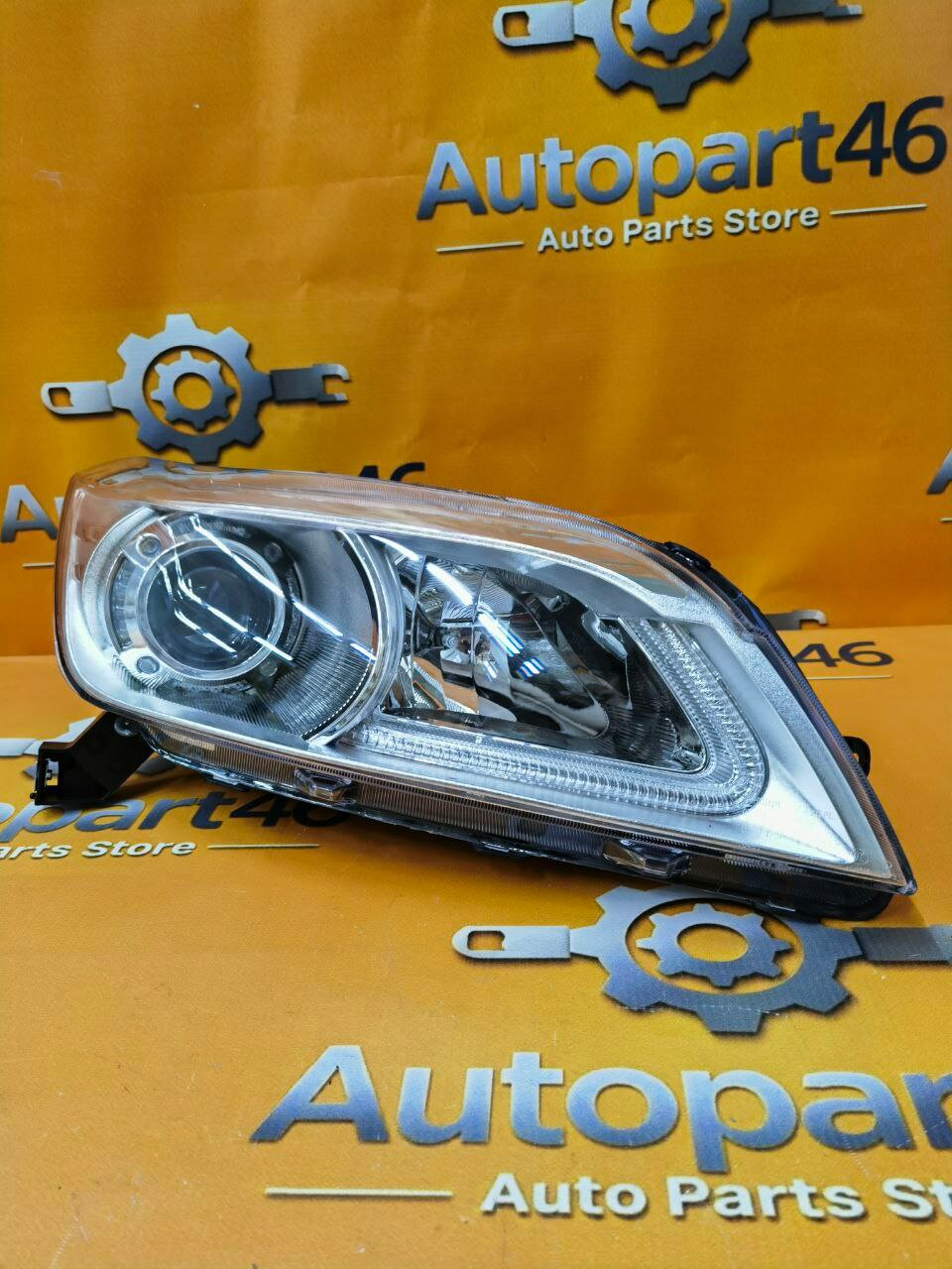 Фара передняя правая Лифан Икс60 оригинал Lifan X60