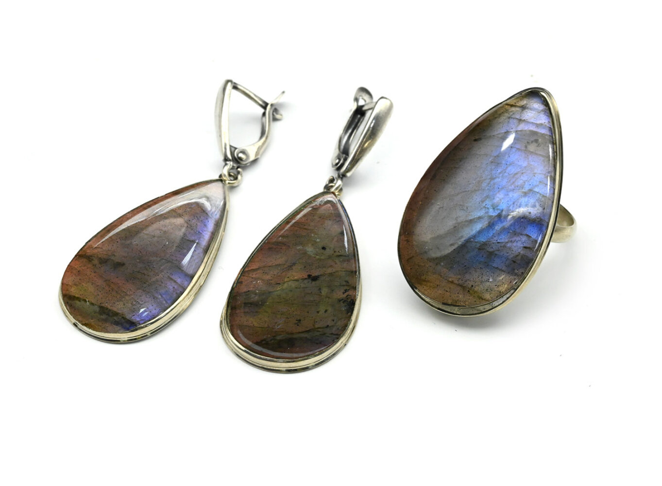 Комплект бижутерии: серьги, кольцо, лабрадорит