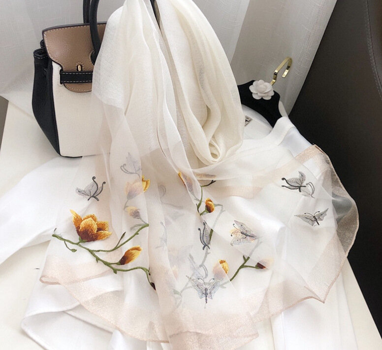 Шарф для женщин