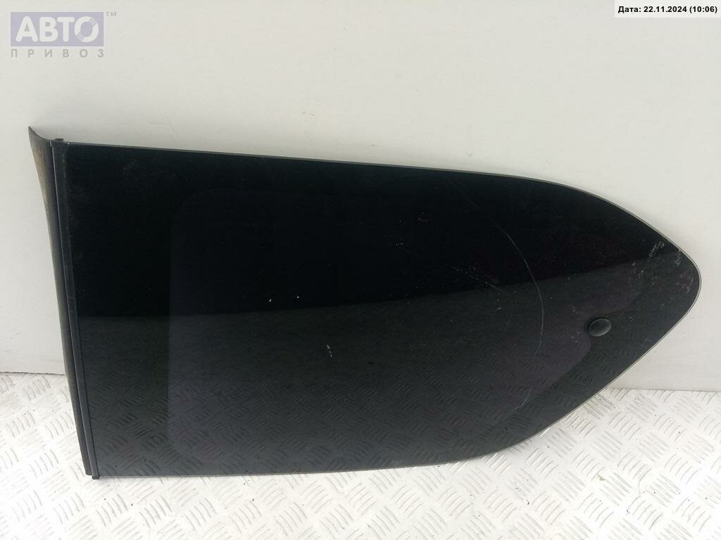 Стекло кузовное боковое заднее правое Kia Carnival