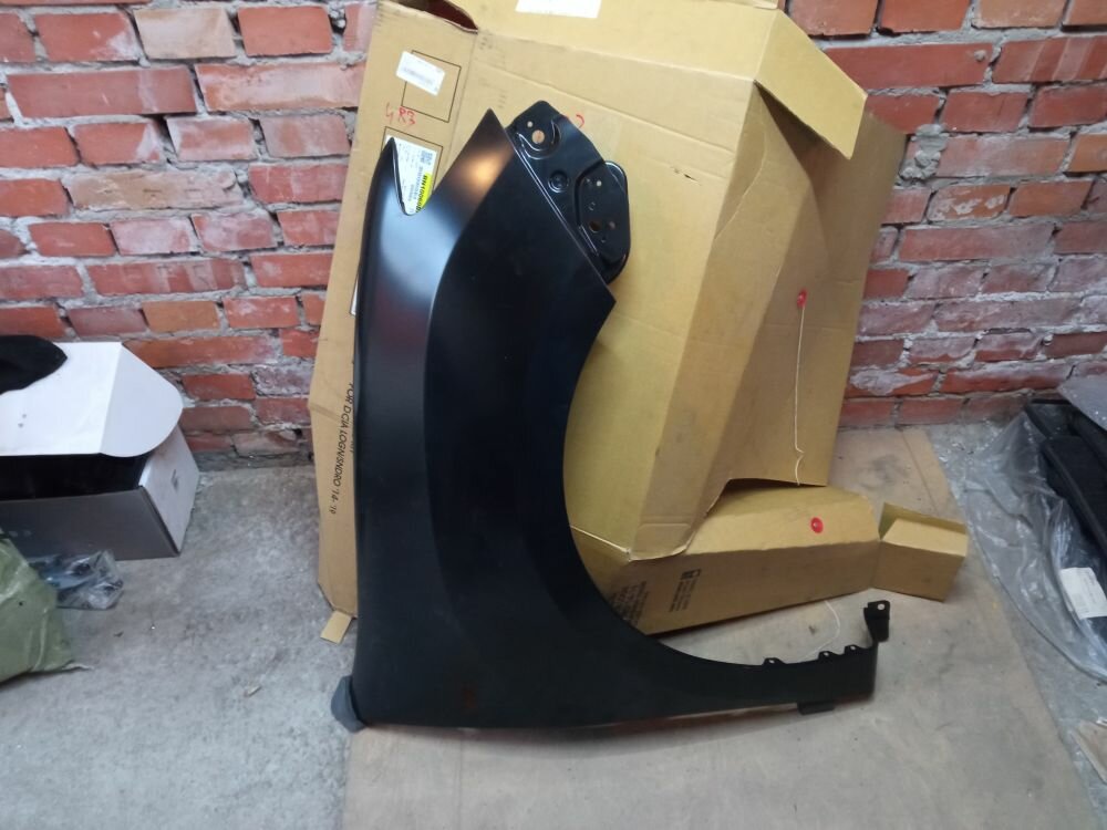 Крыло переднее правое RENAULT LOGAN II 631008933R