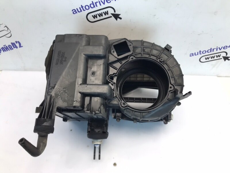 Б/У корпус мотора отопителя Kia Spectra 2007 SD S6D с испарителем 40621 Hyundai-KIA арт. 0K2N161520, 0K2N161J10