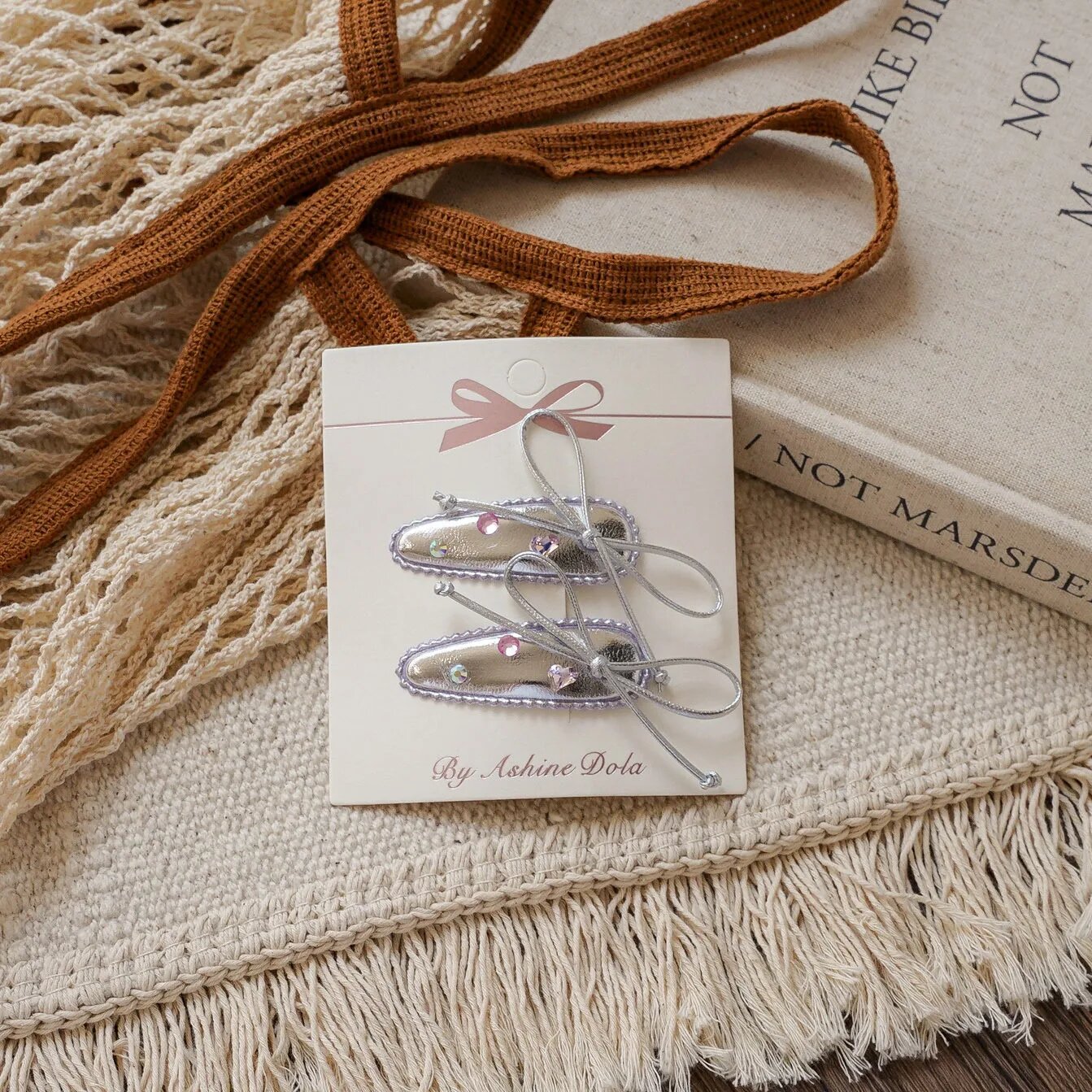 Серебристые розовые кожаные заколки для девочек NO.2