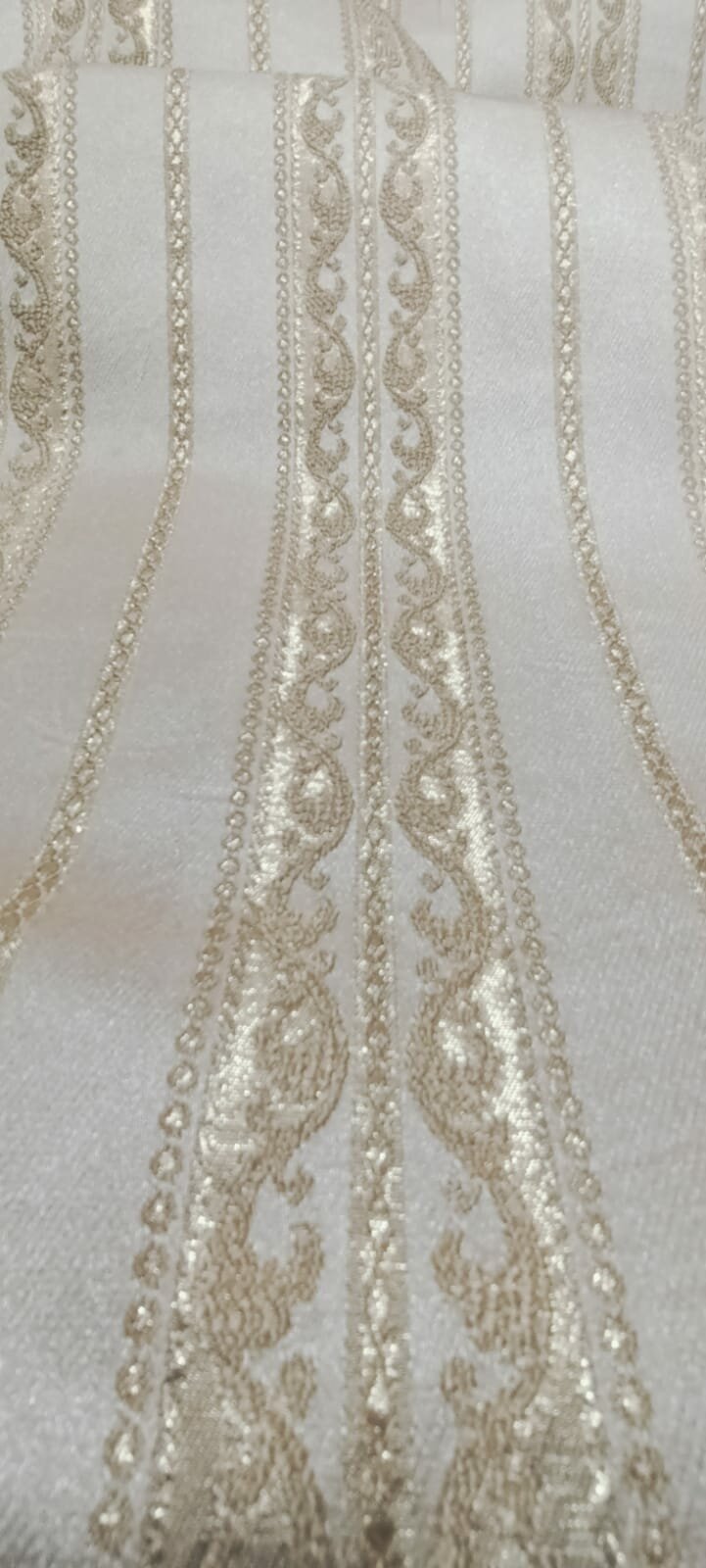 Ткань жаккард золотистая кружевная полоска с вензелями, фон пшеничный, ширина 1.4м, длина 6м Турция