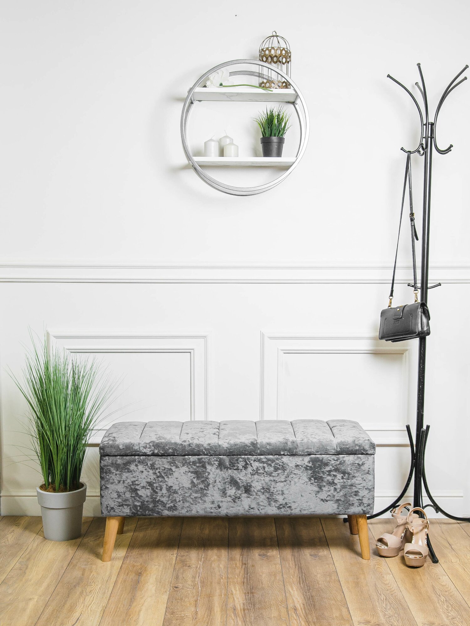 Современная банкетка в прихожую с ящиком на ножках, серая 99х48х36