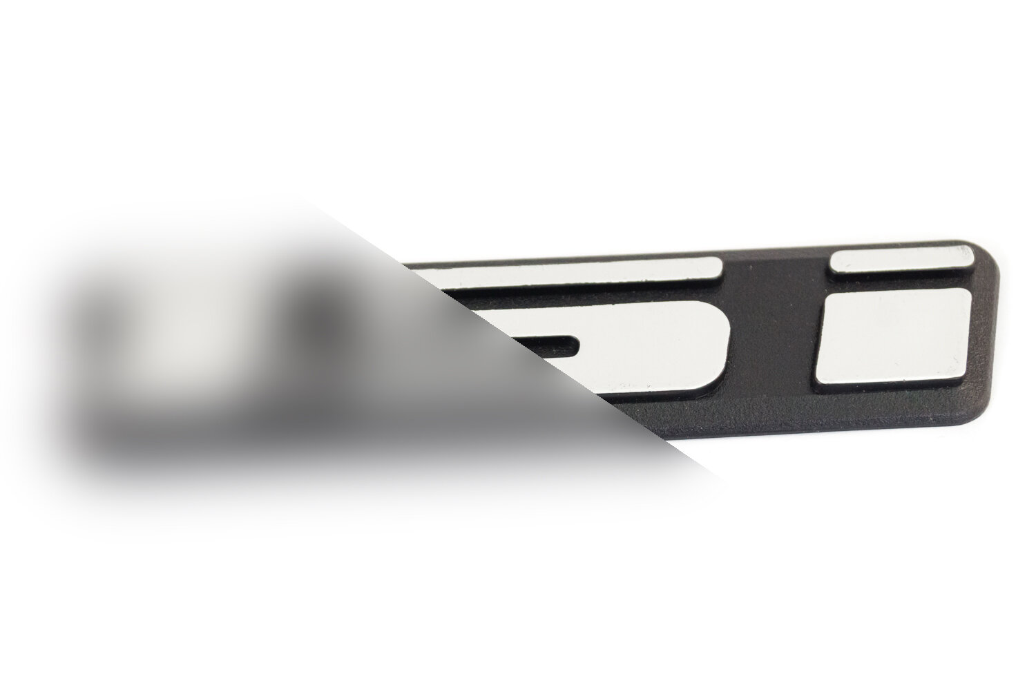 Шильдик-надпись объема двигателя 1.5i для ВАЗ